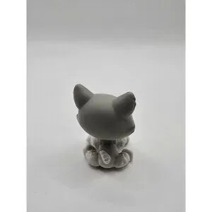 Littlest Pet Shop | Toys | Littlest Pet Shop Authentic Lps 7 Grey White ...